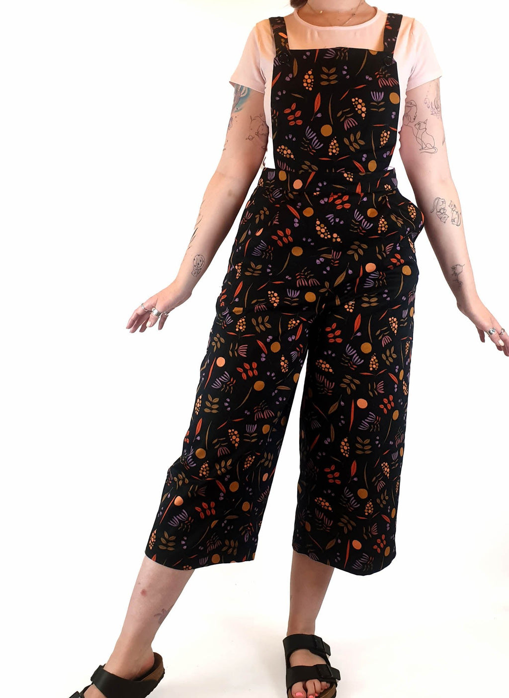 Princess Highway black and floral overalls size 12 – Dear Little Panko